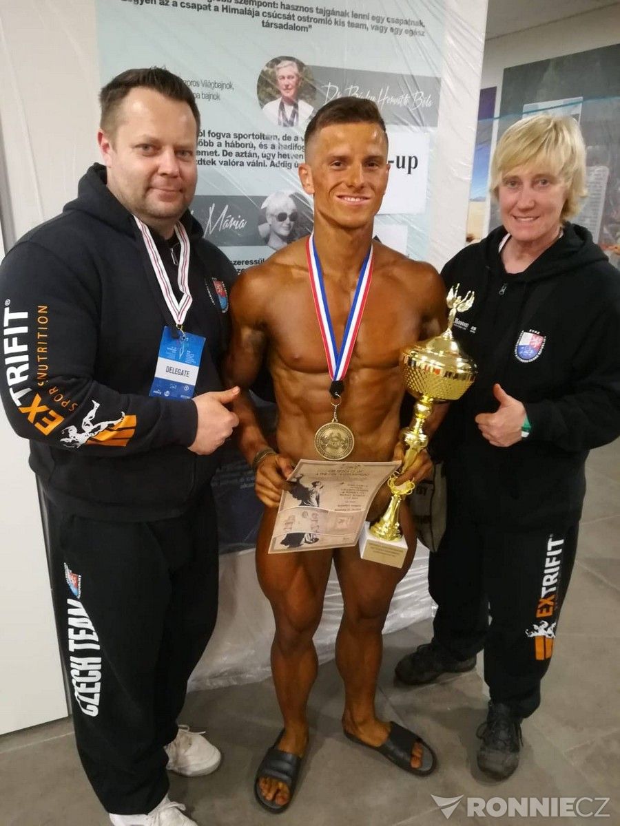 Ronnie.cz - Martin Novotný, Jan Pítr, Zdena Razýmová