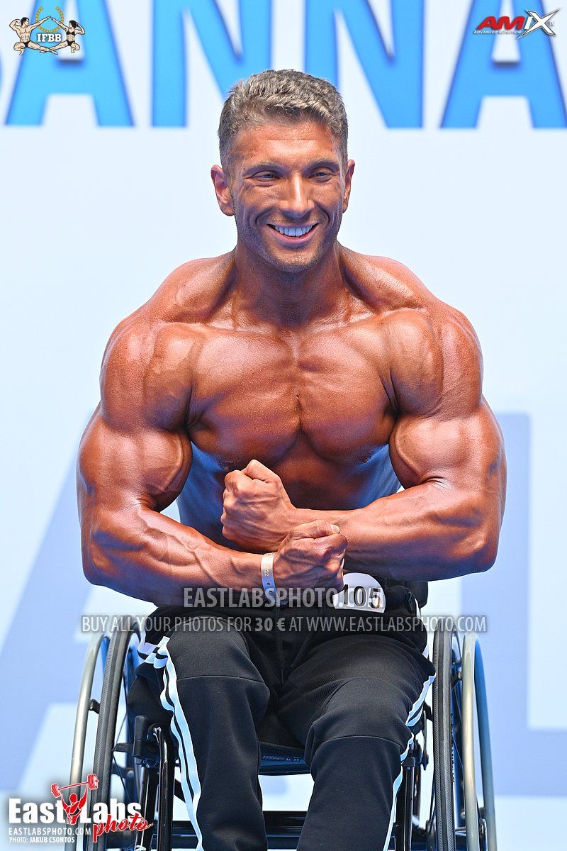 Ronnie.cz - George Moise