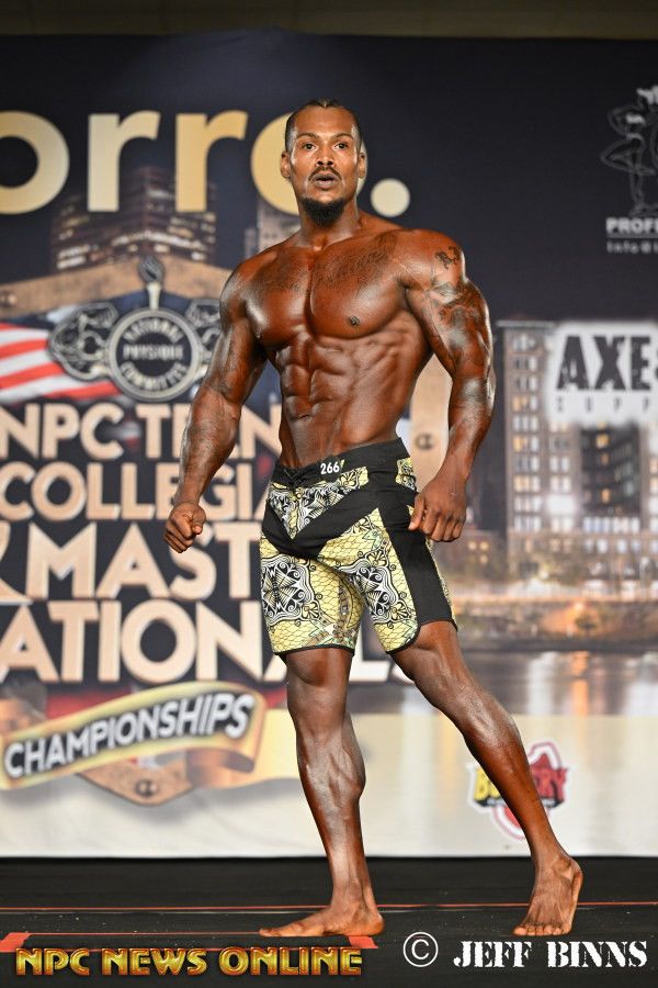 Ronnie.cz - Devon Simmons