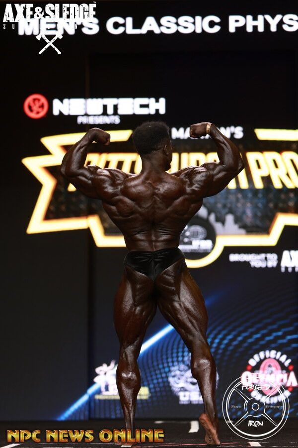 Ronnie.cz - Terrence Ruffin